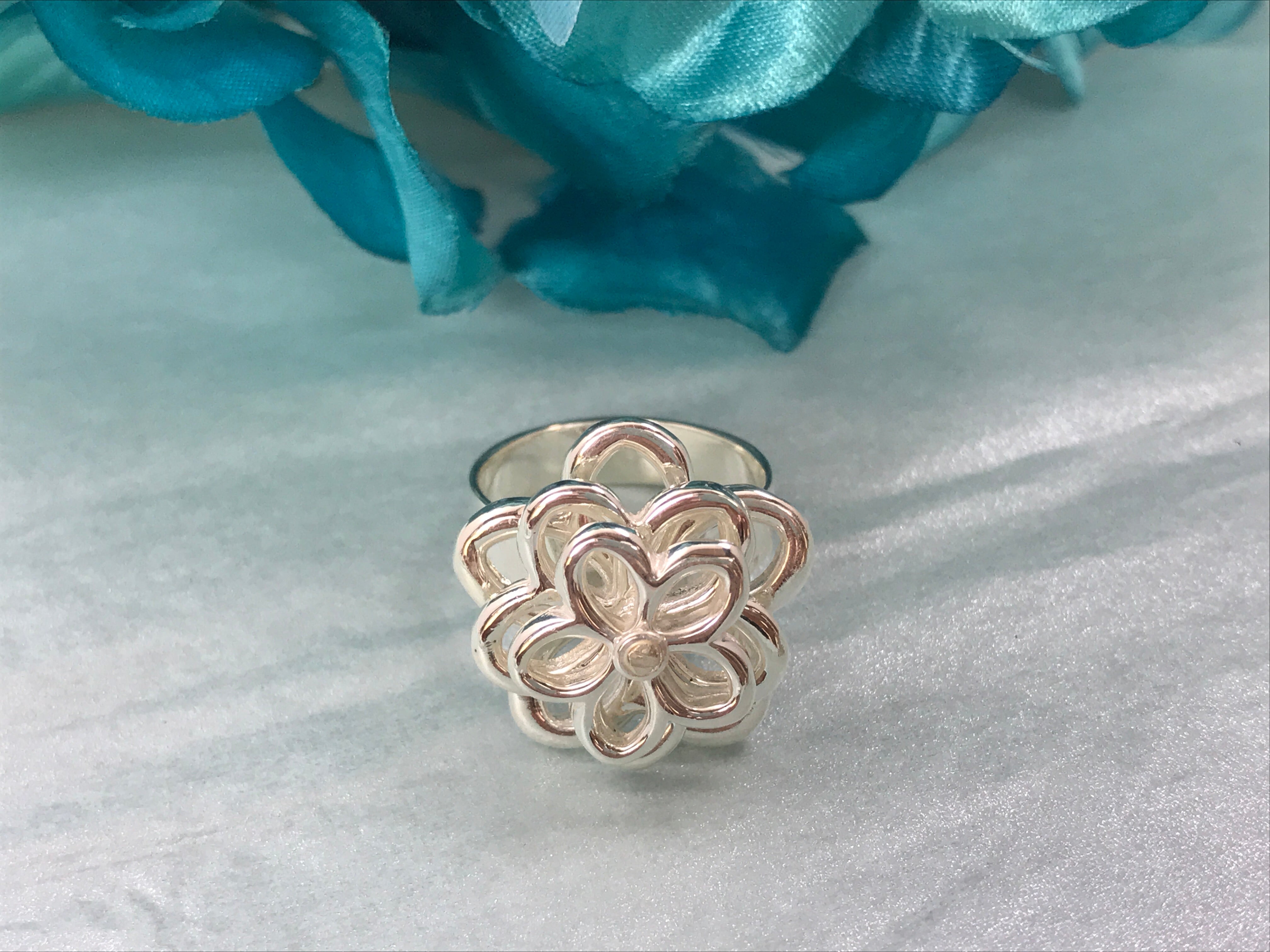 Spinning Flower Ring - TBJOUX Sterling Silver